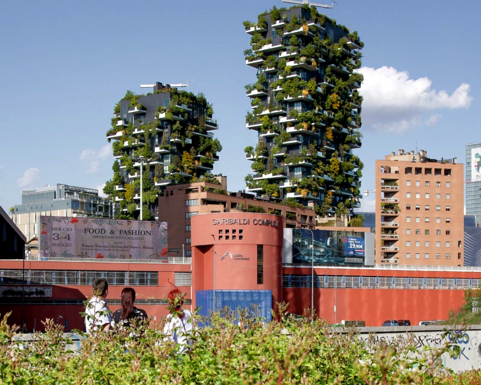 Paisagismo Tendência: 3 inspirações de jardins verticais em prédios